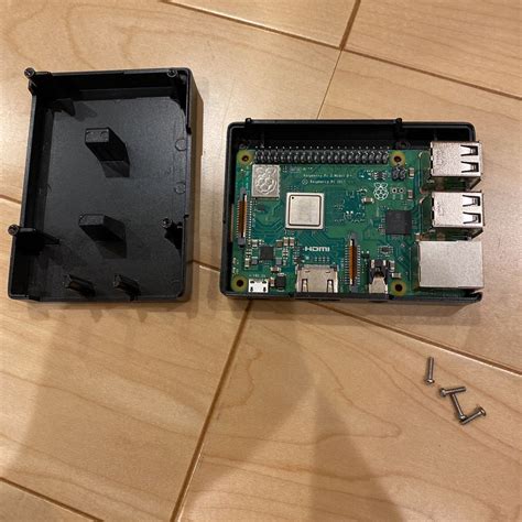 Yahooオークション Raspberry Pi 3b おまけの金属ケース付