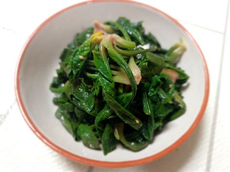 겨울철 맛있는 섬초무침 레시피 시금치나물 명절나물 만들기