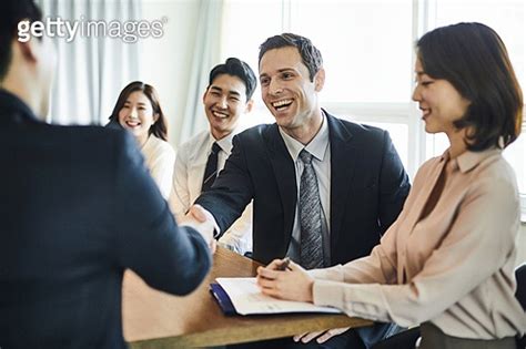 비즈니스 비즈니스 주제 사업관계 비즈니스 비즈니스맨 사업가 글로벌금융 글로벌비즈니스 글로벌 글로벌비즈니스