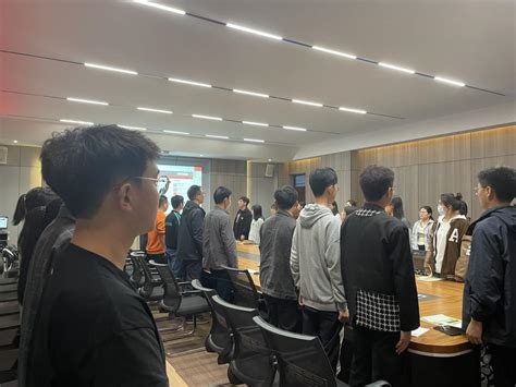 教育学院举办第十四期入党积极分子培训班开班典礼暨首场辅导报告 教育学院