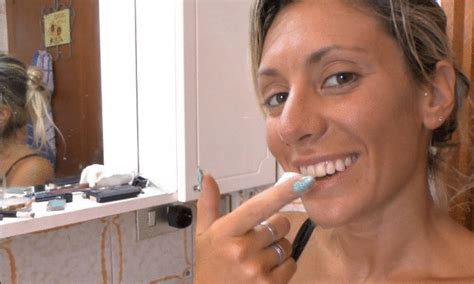 Eleonor Brush Her Perfect Teeth With A Finger Gisy Admirable Fetish Fantasies Clips4sale