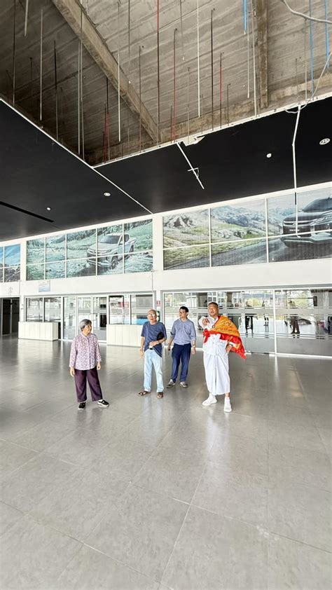 ศาลเจ้าพ่อนาคราช Added A New Photo ศาลเจ้าพ่อนาคราช