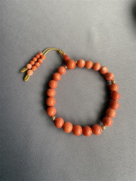 Misu Далайн шүрэн 18к алтан тоногтой Эрт дээр үеэс далайн шүрийг