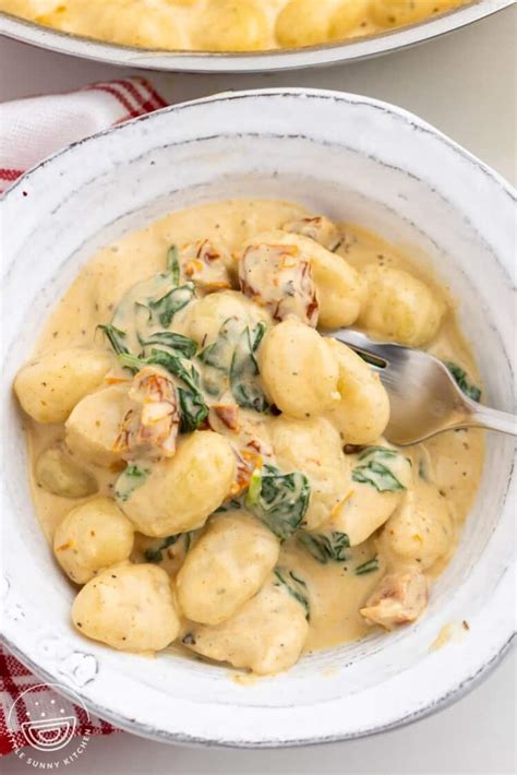 Creamy Chicken And Gnocchi 30 Minute Garlic Chicken Gnocchi Skillet
