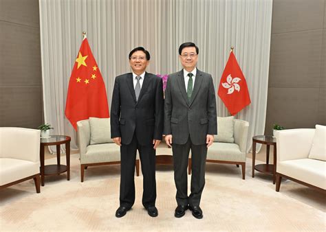 行政長官與國家生態環境部黨組書記會面（附圖）