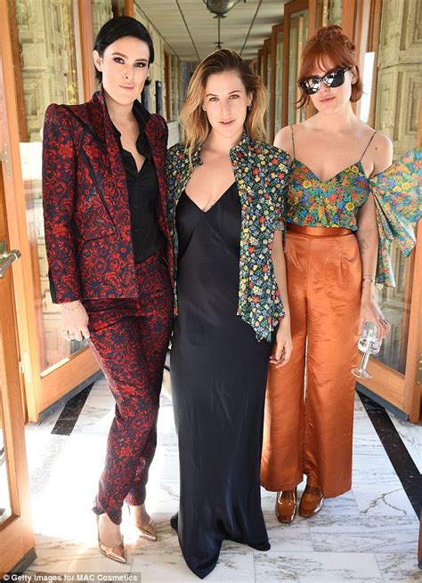 Demi Moores Daughter Tallulah Willis Seen Leaving La Gym Again Daily