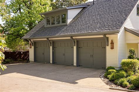 7 Popular Garage Door Colors For Your Home 2025 Update