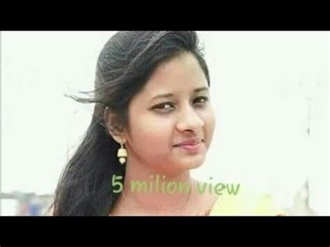 लडक लडक जगल म कम करत वकत पकड गय YouTube