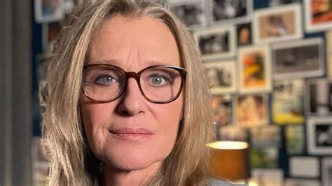 Valérie Pascale évincée De M6 Boutique Elle Sexprime