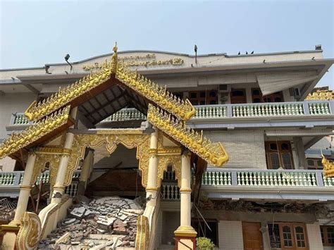 Mandalay ငလျင်ရဲ့ ဗဟိုချက် စစ်ကိုင်းနဲ့ မင်းကွန်းမှာ အနည်းဆုံး ၃၀ ဦး သေဆုံး၊ ကူညီကယ်ဆယ်ရေး