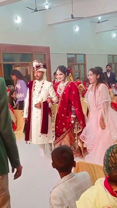 Ankho Hi Ankho Ankhe Chaar Hone Do Chasma Laga Lijiye Neelkamalsingh
