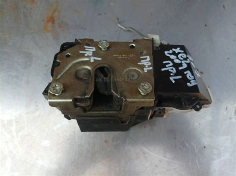 Предна лява брава за Пежо 307 хечбек 2001 год Други авточасти Резервни части консумат