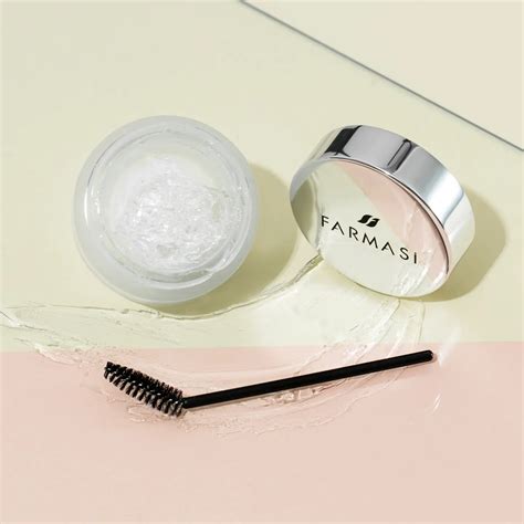 Farmasi Ukraine Брови роблять обличчя сказала колись Коко Шанель 🤔 А хто ми такі щоб їй