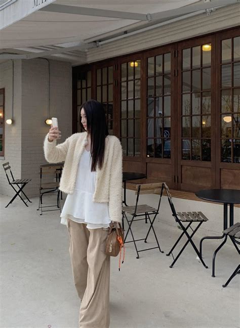 바이베이지 바이베이지 크루 눈꽃 부클 라운드 가디건