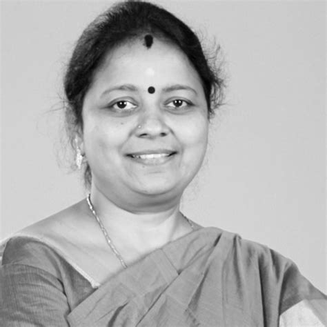S Anuradha Professor And Head Mscmphilpgdcambaphd Hindusthan