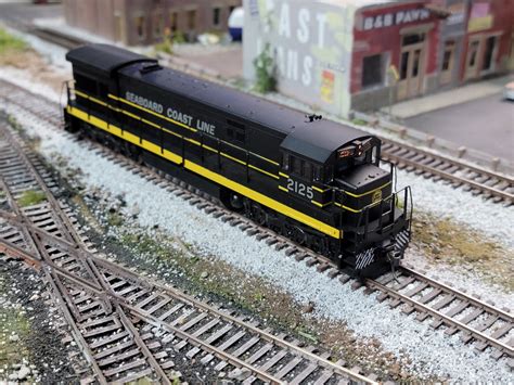 Atlas 8535 Ho Scale Ge U36c Seaboard Scl 2125 Like New Used — White