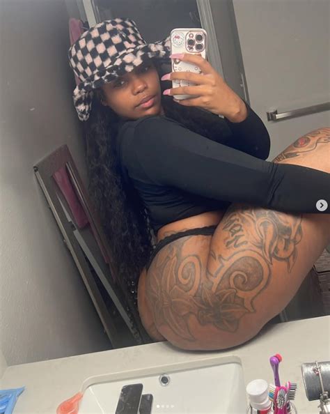 Random Ass And Vpl Mass Upload Shesfreaky