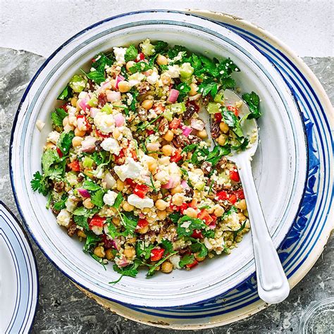 올리브매거진코리아 Olives Recipe 화사한 병아리콩 샐러드🥗 병아리콩 파프리카