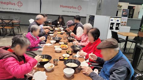 2022 10월 시장나들이 갤러리 서청주노인요양원 사회복지법인 현진복지재단