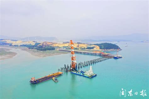 三都澳港区漳湾作业区21号泊位钢管桩施工建设顺利完成新宁德