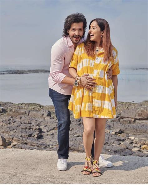 Neeti Mohan And Nihaar Pandya Complete 3 Years Of Marital Bliss He