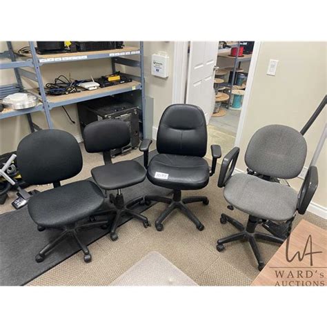 Lot Of 4 Sled Chairs Note Items Located At Associated Communications