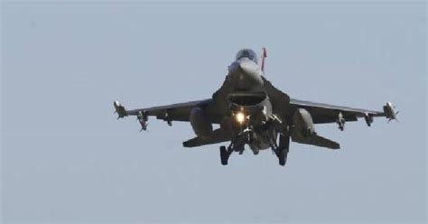 韓媒：駐韓美軍f 16戰機墜落黃海 機師獲救