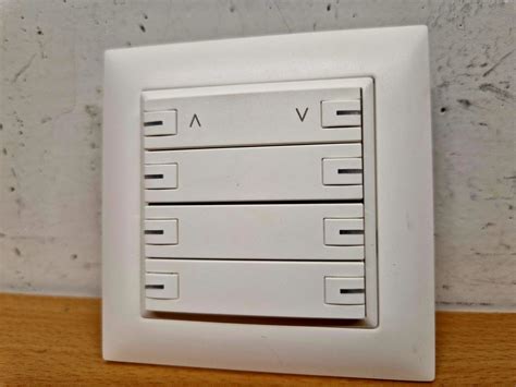 Feller 8fach Knx Taster Rgb Led Ab 1 Franken Gebraucht In Sitterdorf Für Chf 62 Mit