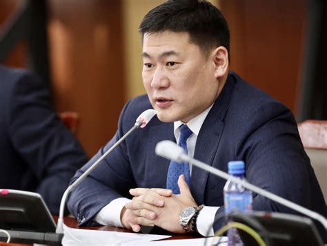 Л Оюун Эрдэнэ Засгийн газрыг огцруулах УИХ ыг тараах асуудал яригдаагүй