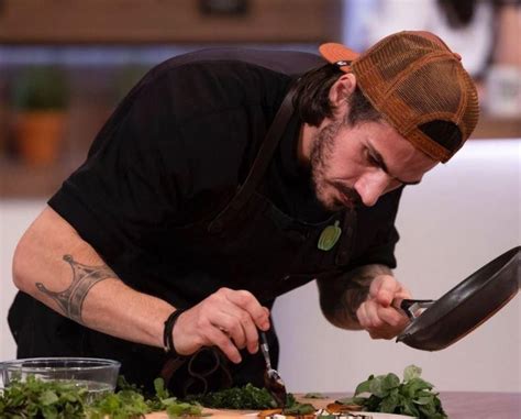 Masterchef 7 Eπιστρέφει στο ριάλιτι μαγειρικής O Άκης Πετρετζίκης