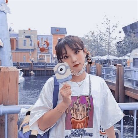 Pin Auf Idol Trung Qu C