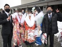弘前で成人式 のぼり旗持参する新成人やライブ配信も 弘前経済新聞