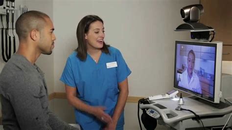 Bagaimana Teknologi Kontrol Kamera PTZ Baru Memajukan Telemedicine Konferensi Video Berita