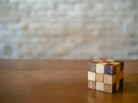 80 000 Cube Table Pictures