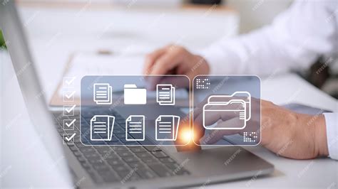 Système De Gestion De Documents Dms En Cours De Configuration Par Un Consultant Informatique