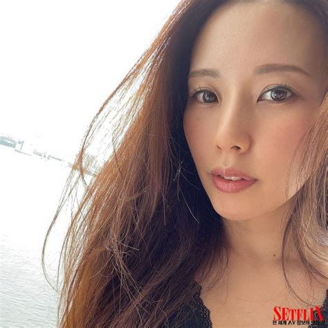 이토 사라 伊東沙蘭 Sara Ito Setflix