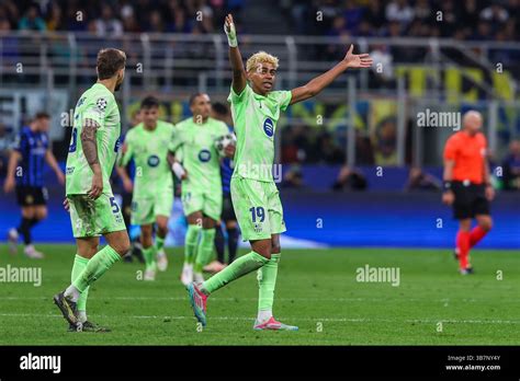 Milan Italy 06th May 2025 Lamine Yamal Of Fc Barcelona Gestures And