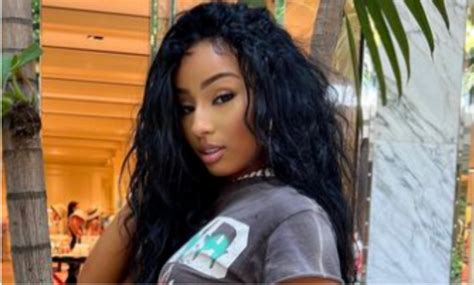 Rubi Rose Trends After Taking Off His Clothes Tweeting About Top Vi
