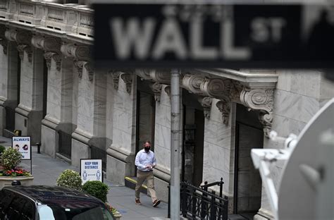 【米国市況】s＆p500続伸、景気を楽観－ドル上昇、原油は反落 Bloomberg