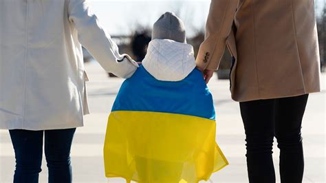 Українські біженці в Європі До яких країн ЄС найбільше їдуть українці Закордон