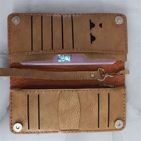 خرید و قیمت کیف پول چرم دارای جاکارتی و جاموبایلی عمده و خرده از غرفه