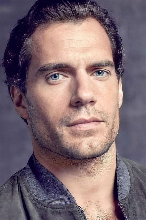 Pin By Alex On Мужские Короткие Стрижки Henry Cavill Shirtless Henry