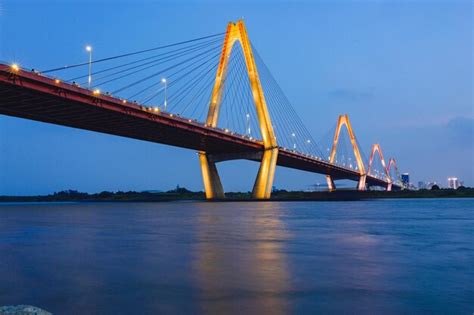 Premium Photo Engineers Perspective Navigating Complexity With