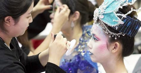 화려한 패션 메이크업