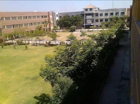 Dr Apj Abdul Kalam University Indore Admission Courses Offered Fees Ranking Campus