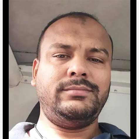 ദുന്യാവ് എന്താണെന്ന് പോലും അറിയാത്ത മഹാൻ 😁 എത്ര നല്ല ഉപദേശം പക്ഷേ കണ്ണാടിയിൽ നോക്കിയാണ്