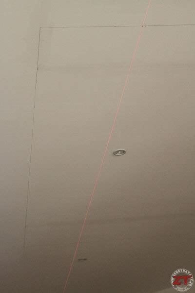 Brico Création dun faux plafond avec Ruban LED et Spots