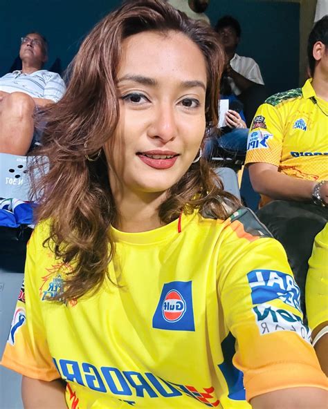 Dr Priyanshi Srivastava R Instareelspov