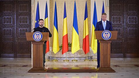 Заяви для ЗМІ за підсумками переговорів Володимира Зеленського і Президента Румунії Клауса