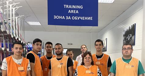 Работа на 40 С адекватно обучение не е невъзможно дори и в производството Статии Hr Industry